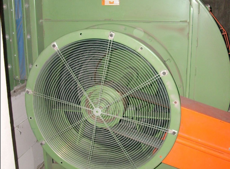 Luva industrijski ventilator velikog kapaciteta sa rotirajućim filterom — 75 kW (oko 1995)