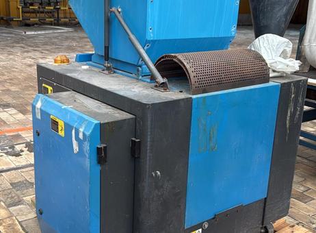 SHINI SG-23/30/36 Zvučno izolovani centralni granulator
