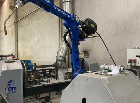 Industrijski robot Yaskawa AR2010