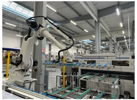 Industrial Robot Comau Smart-5-NJ40-2.5