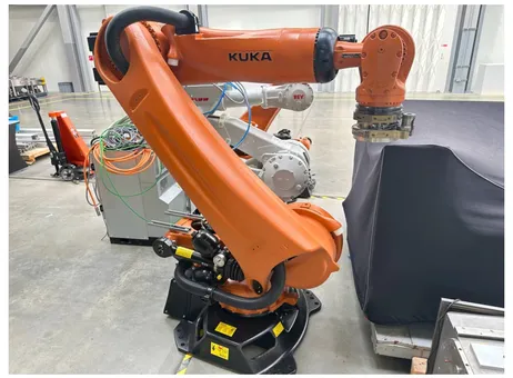 Industrial Robot Kuka KR 240 R 2900 C ultra