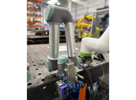 Industrial Robot UNIVERSAL UR5