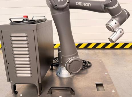 Industrial Robot Omron TM5-900