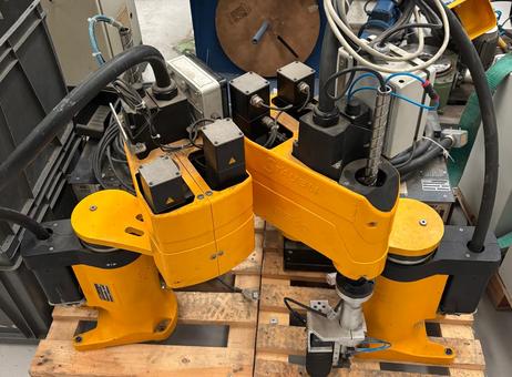 robotska ruka STAUBLI RS40B