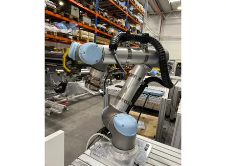 Industrial Robot UNIVERSAL UR5-CB3.1