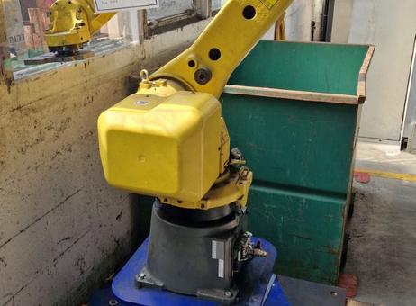 Industrial Robot FANUC ARC Mate 120iC 6 axes