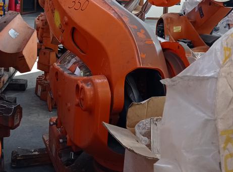 Industrial Robot ABB IRB7600-400/2.55 M2004 Foundry Plus