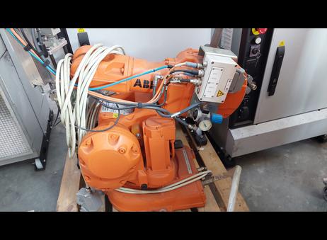 Industrial Robot ABB IRB140-6/0.8 M2004