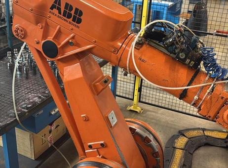 Industrial Robot ABB IRB2400M94A