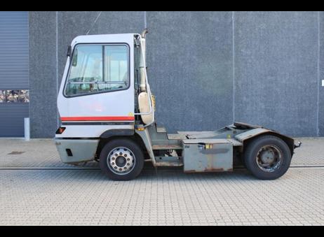 Mašina za rukovanje materijalom Terberg YT182
