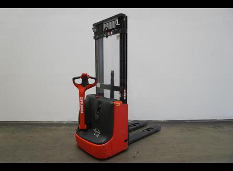 Slagač paleta Linde L 12 1172