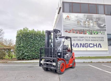 Dizel viljuškar Hangcha XF35G-2