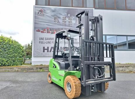 Dizel viljuškar Hangcha XC30i