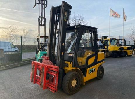 Dizel viljuškar Yale GLP40VX6