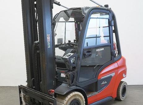 Dizel viljuškar Linde H 30 T 1202