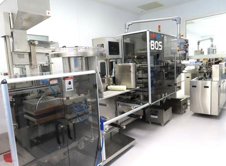 Blister mašina Hopper BQS