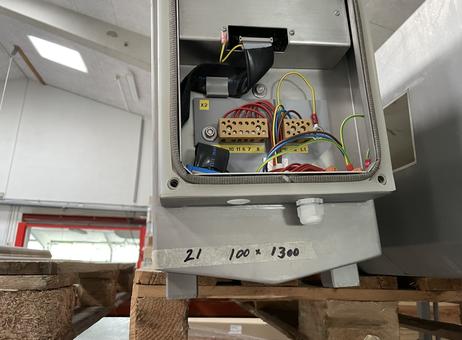 Detektor metala Detectronic 607 TD/KB