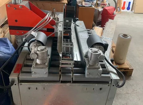 Mašina za kartoniranje Soco System T-55