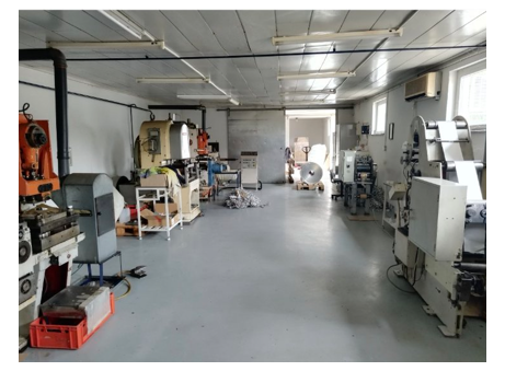 Kompletna linija za pakovanje Various manufacturers Complete aluminum packaging production line