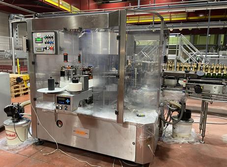 Labeller KOSME EXTRAFIX 9T S2 E3+S1