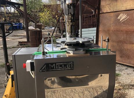 Mašina za zatvaranje Capping machine