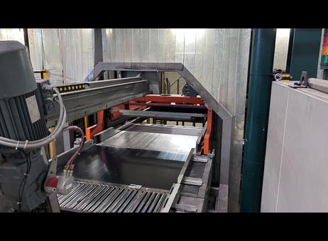 Paletizer - robot za paletiranje COMACO PA4B
