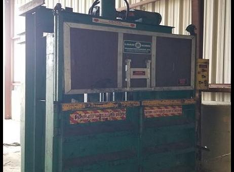 Kompaktor otpada Load King V6036FD