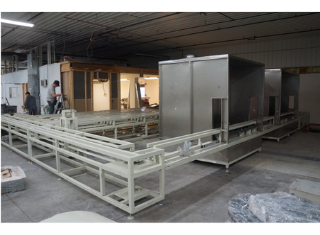 Automatska linija za elektrostatičko prskanje staklenih boca