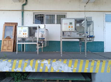 Quiel Gmbh Spice doser filler
