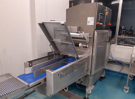 Mašina za pakovanje Milbor Fruit packing line for trays