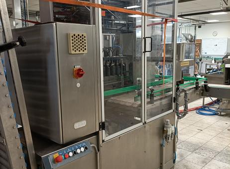 Mašina za raspakivanje flaša Joha 2500 bph