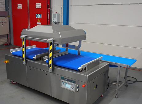 Henkelman Titan 2-90 automatska vakuumska linija