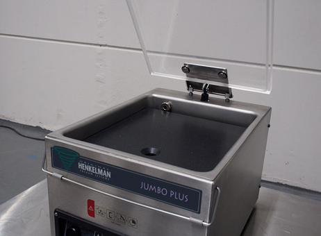 Henkelman Džambo plus vakuum mašina