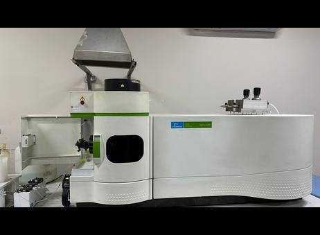 PERKIN ELMER OPTIMA 8300 spektrometar za elementarnu analizu