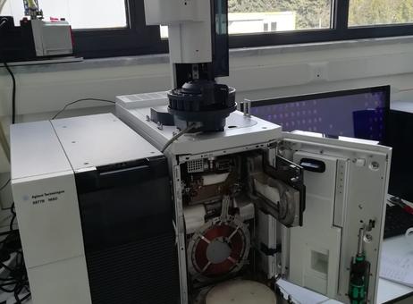 Hromatografski sistem Agilent Intuvo 9000 GC MS
