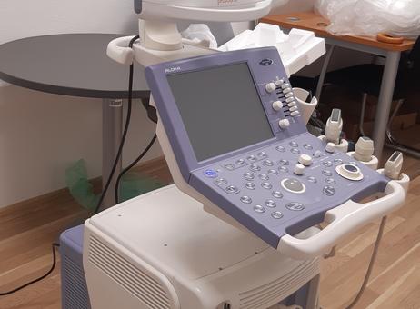 Hitači Aloha Alfa 6 digitalni ultrazvučni aparat za pregled celog tela