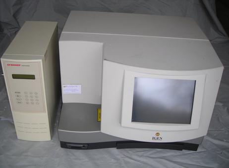 Roš M 8 elektrohemiluminescentni klinički analizator