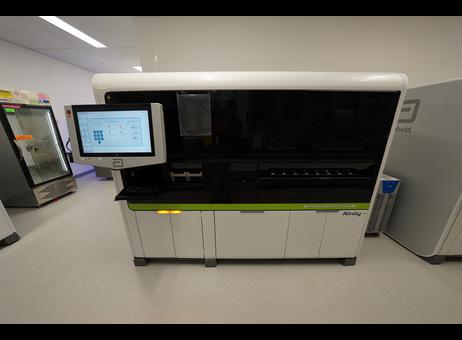 2020 Abot Aliniti M automatizovani dijagnostički molekularni analizator