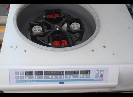 Heraeus Multifuge 3 S-R центрифуга