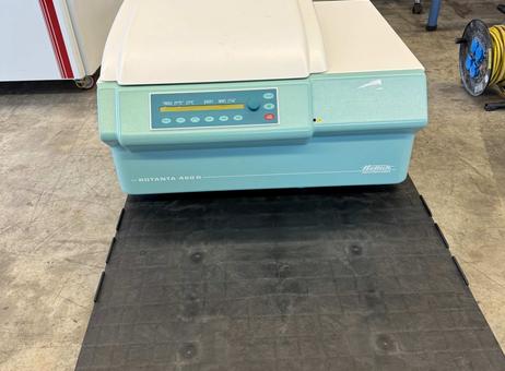 Hettich Rotanta 460 R stolna centrifuga hlađena