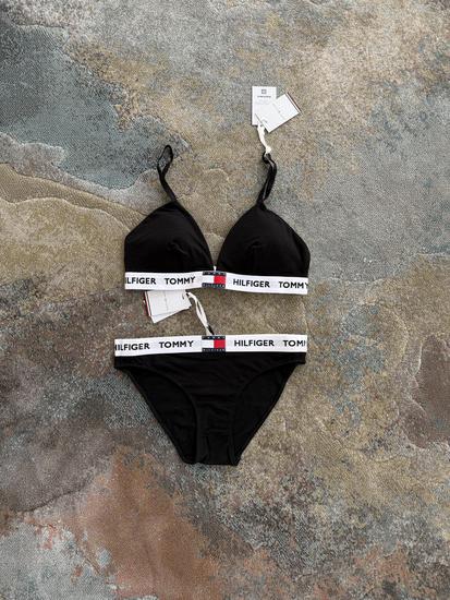 NOVO Tommy Hilfiger set
