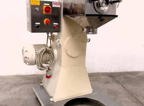 Farmaceutski granulator MANES SE 300