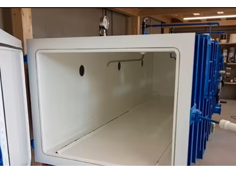 O.M. E C. Autoclave