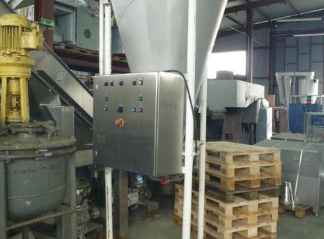 Hosokawa Milacron DBXE-300R