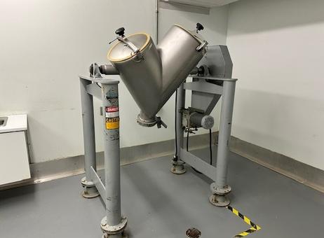Paterson Keli 3 CFT blender sa dvostrukim školjkama i unakrsnim protokom