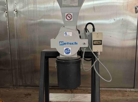 Mill Retsch SM 100