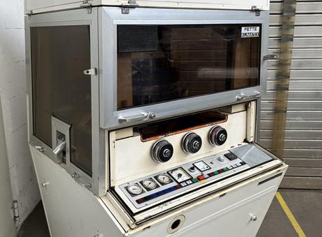 Korišćena rotaciona presa za tablete Fette P2000