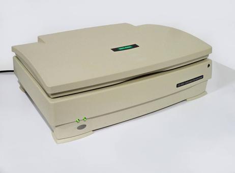 Bio-Rad Laboratorije DOO GS-800 farmaceutski/hemijski uređaj