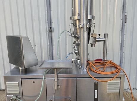 Glatt GPCG 1.1 sušara sa fluidizovanim slojem