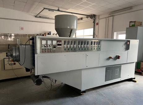 Dvošnekni ekstruder Weber DS-85